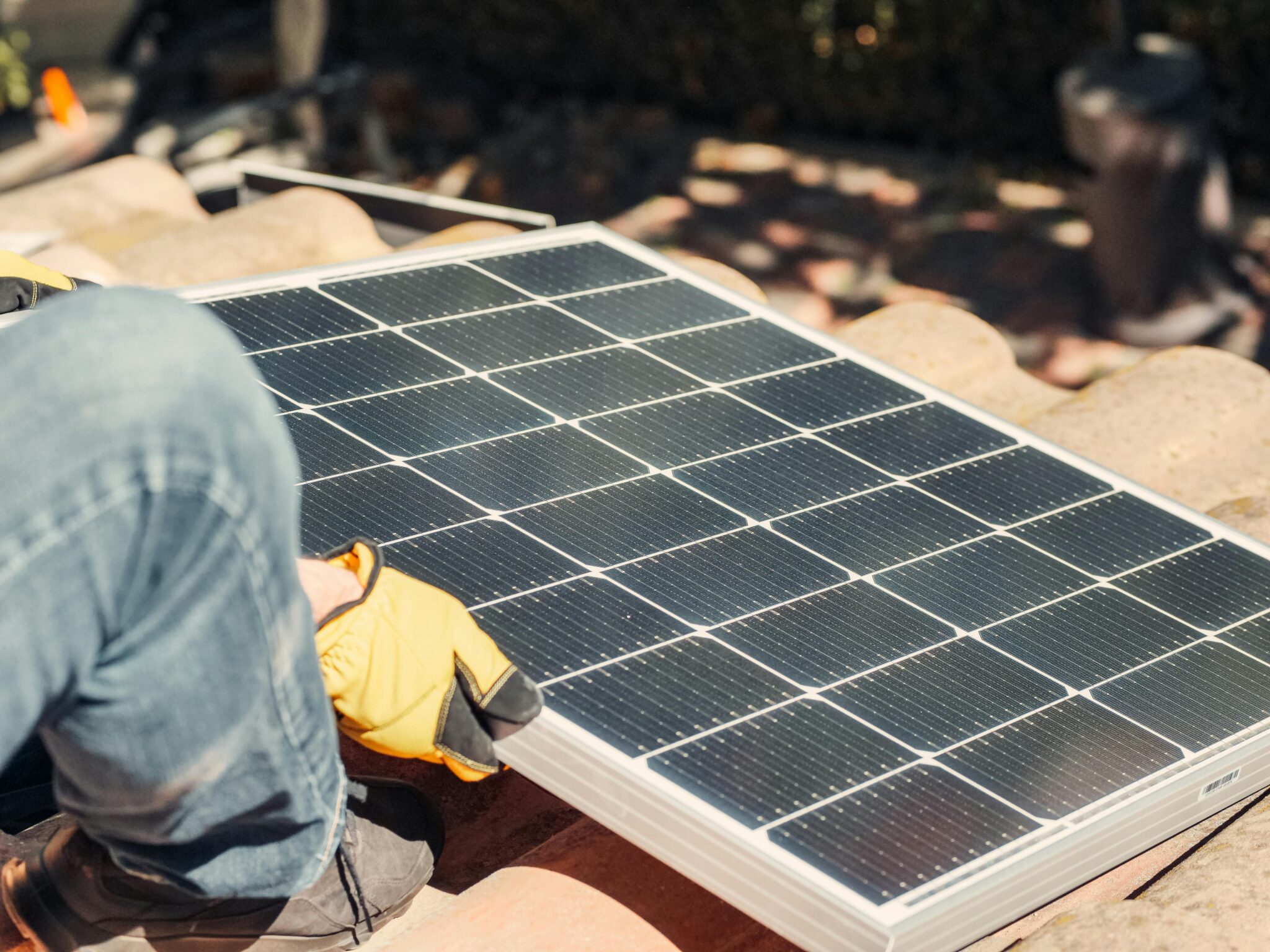 Sun Lift Solar - Remove and Reinstall Solar Panel Systems